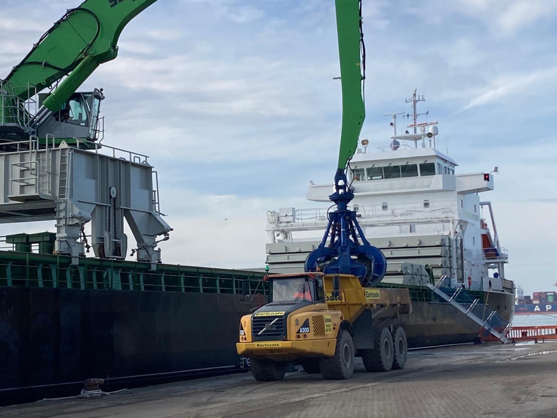 SCOUR PROTECTION WORKS - Earlcoate Construction & Plant Hire Ltd ...